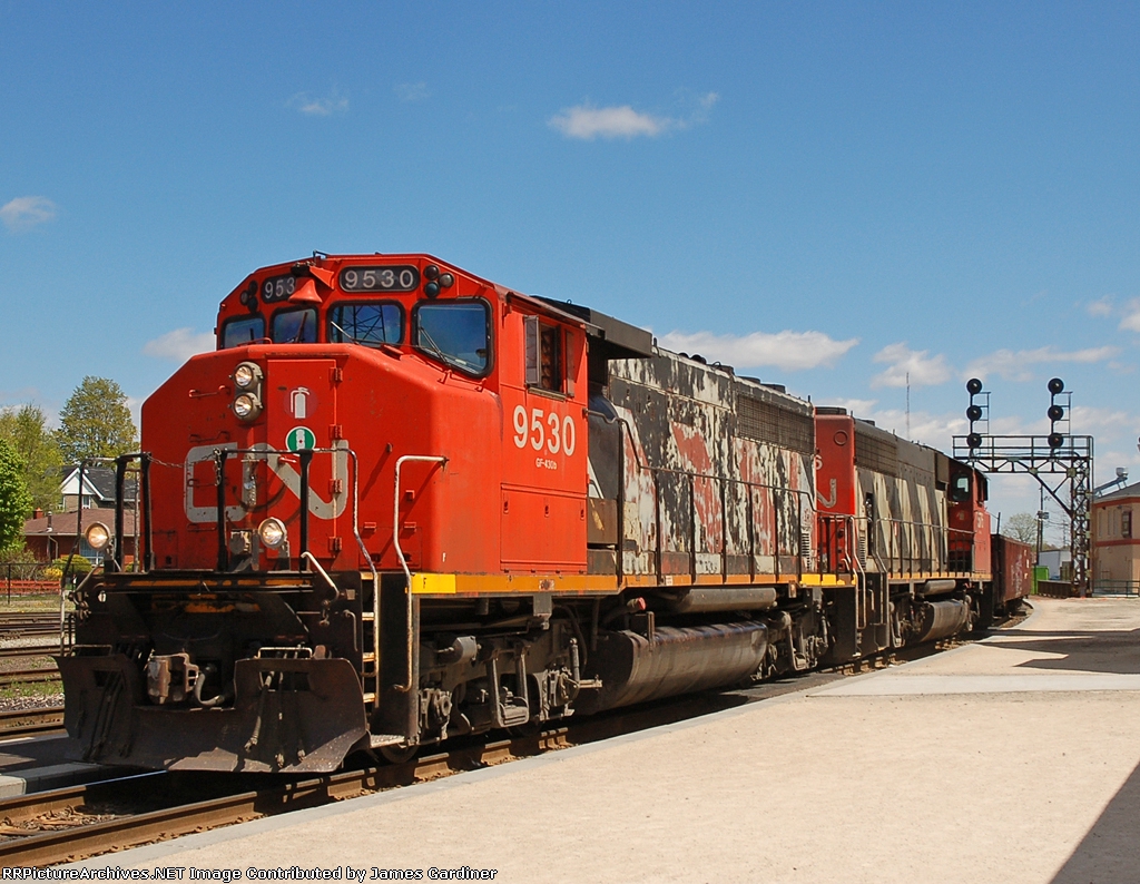 CN 907